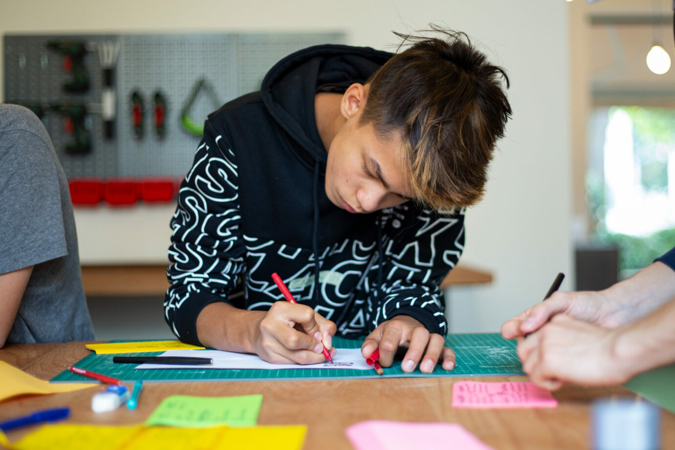 What makes a happy teacher? (and why it matters to learners) – BOLD